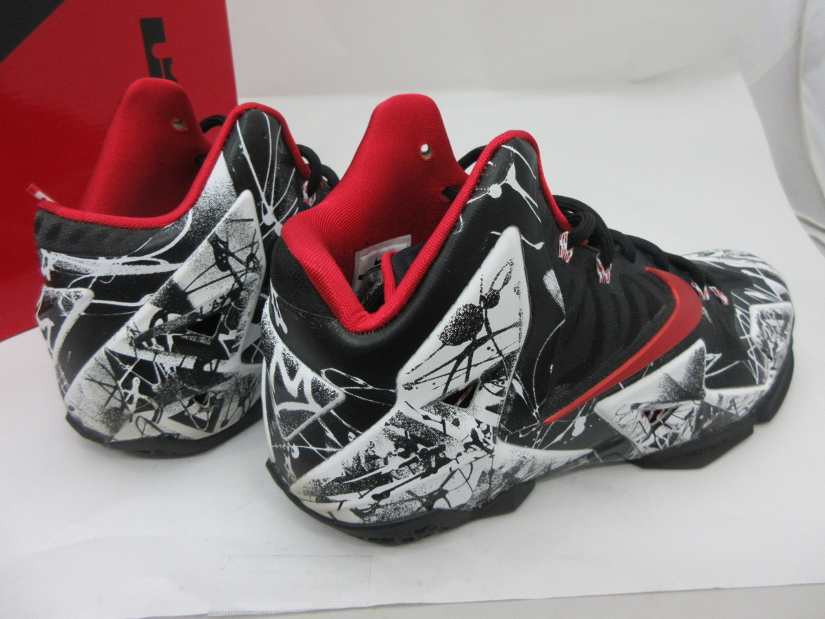 ナイキ NIKE LEBRON Xl レブロン 11 616175-100 スニーカー買取しました。 | アルファストリート[Alfa Street]